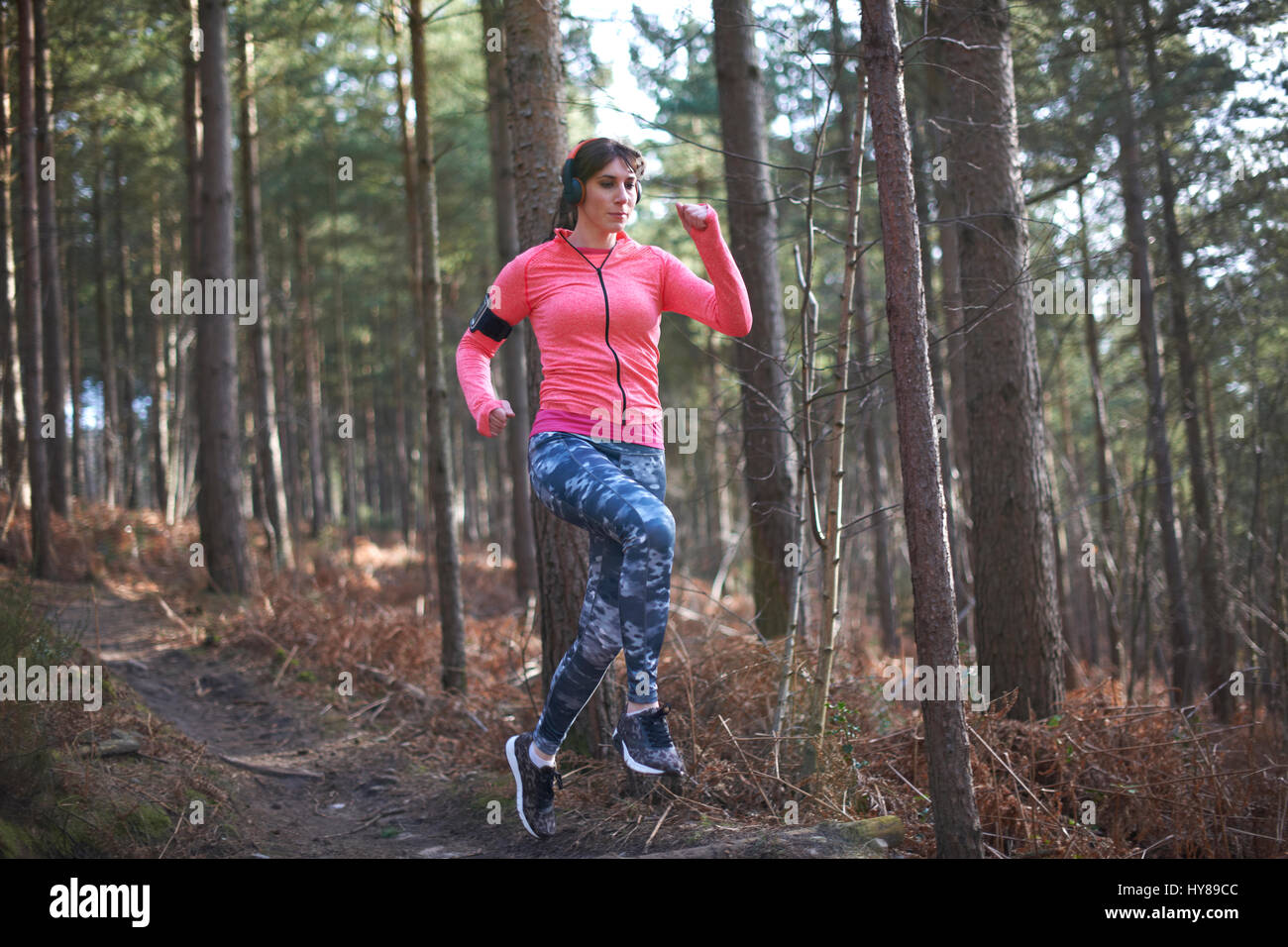 Woman brown hair running hi-res stock photography and images - Alamy