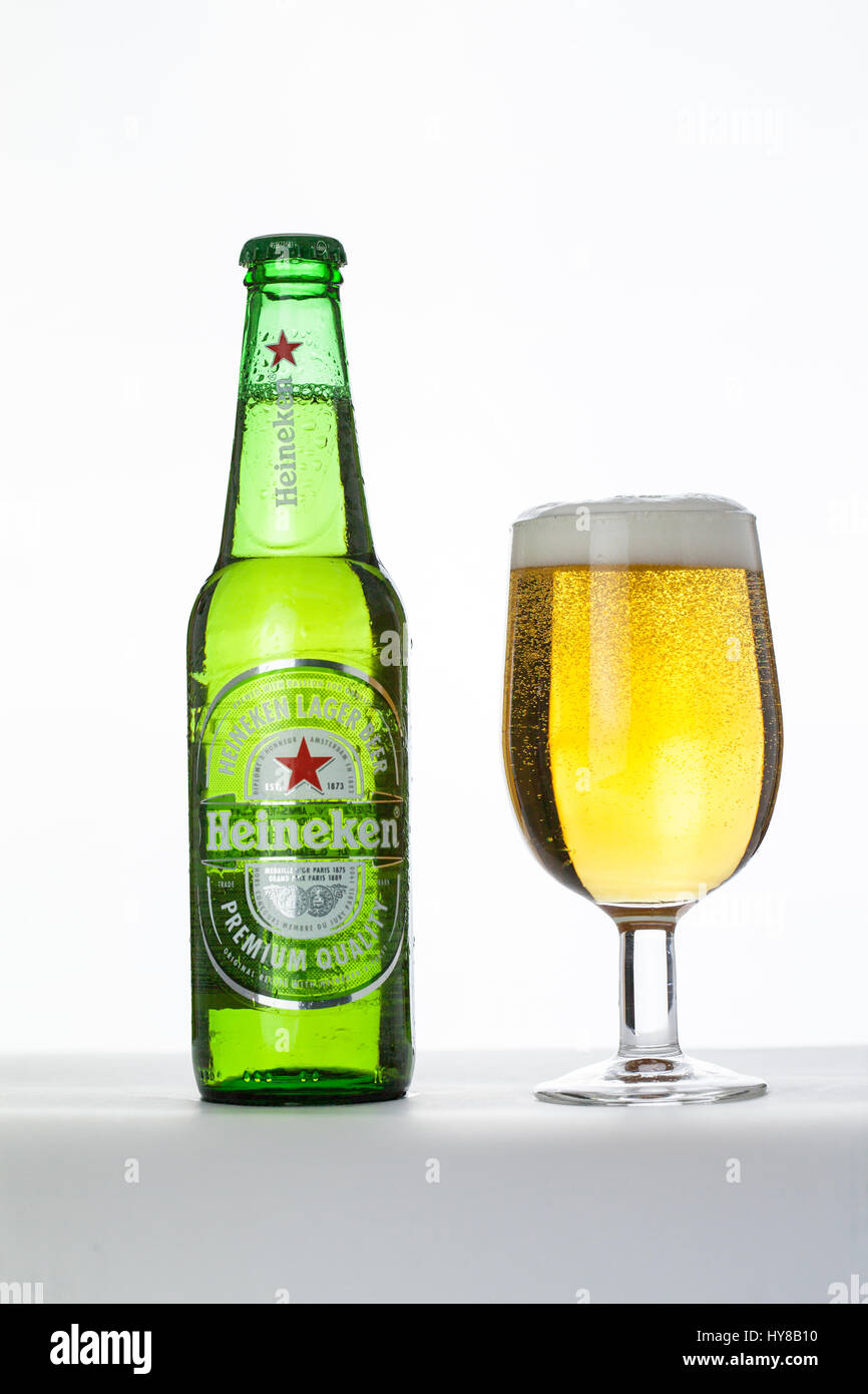 Cerveza heineken hi-res stock photography and images - Alamy