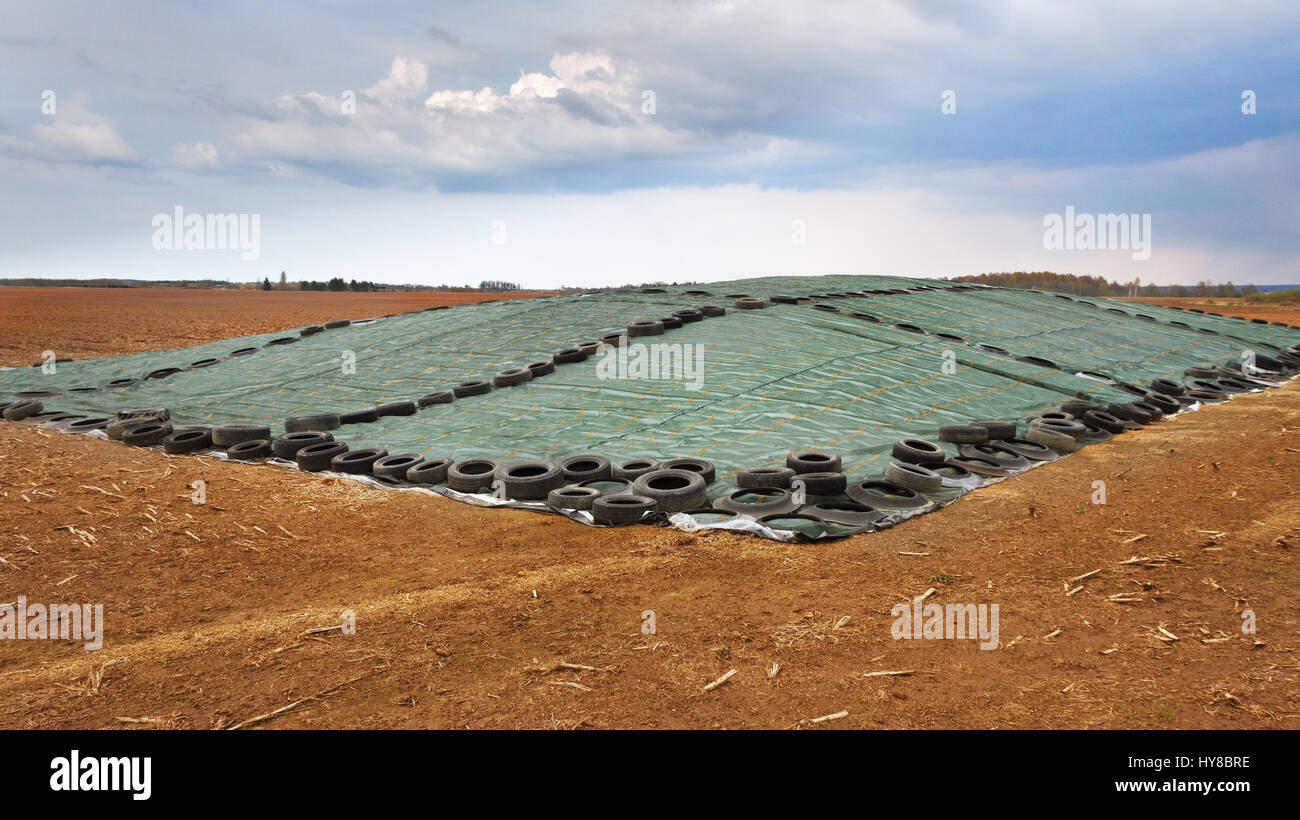 Plastic waste farmland hi-res stock photography and images - Alamy