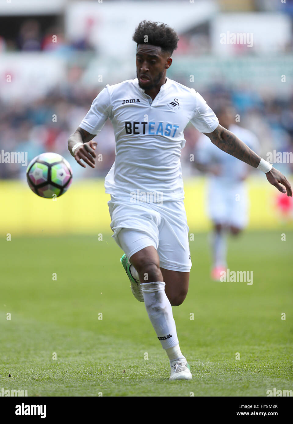 Swansea City's Leroy Fer in action during the Premier League match at ...