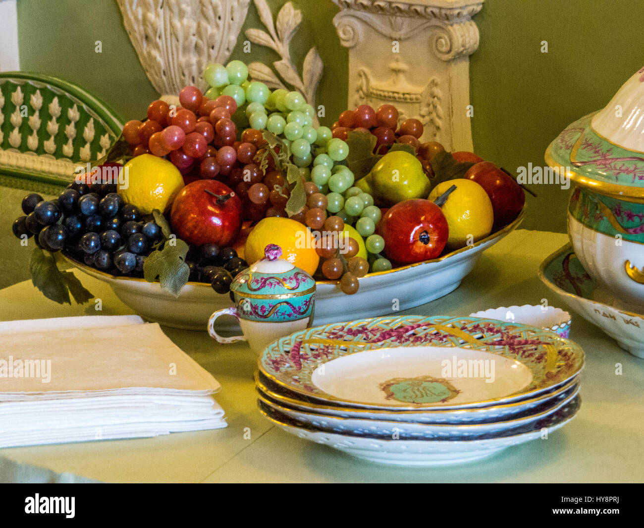 Fruit palace hi-res stock photography and images - Alamy