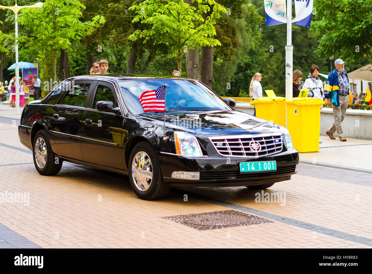 Diplomatic car flag hi-res stock photography and images - Alamy