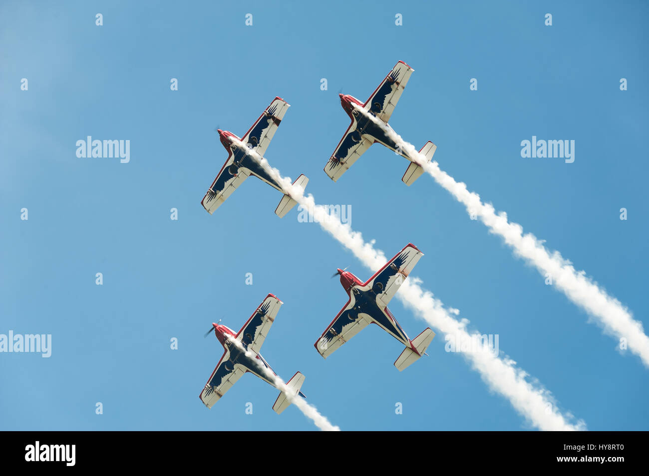 Air show airplane airplanes plane hi-res stock photography and images ...