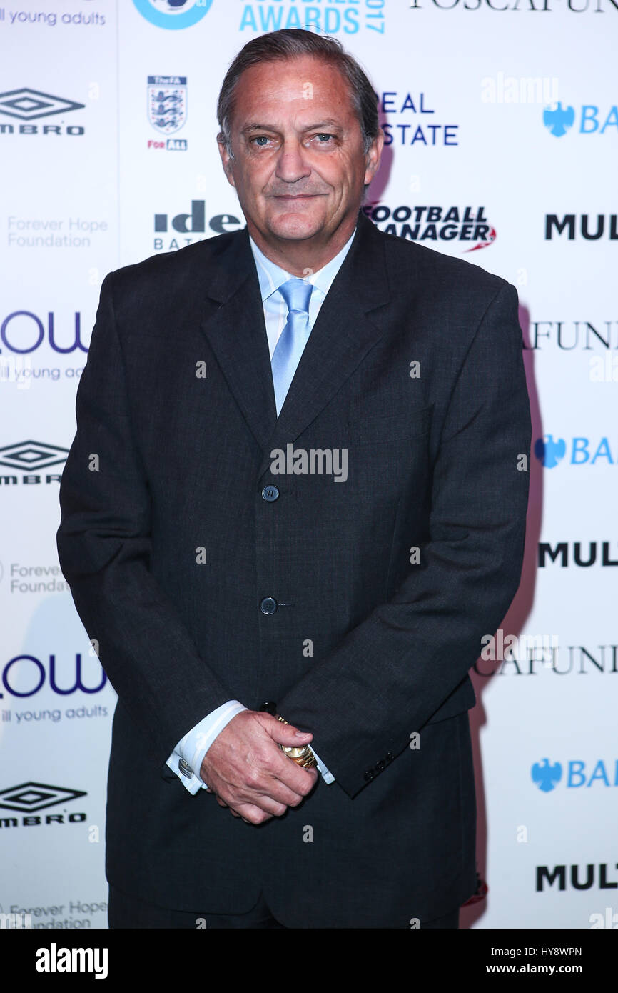 Gary mabbutt hi-res stock photography and images - Alamy