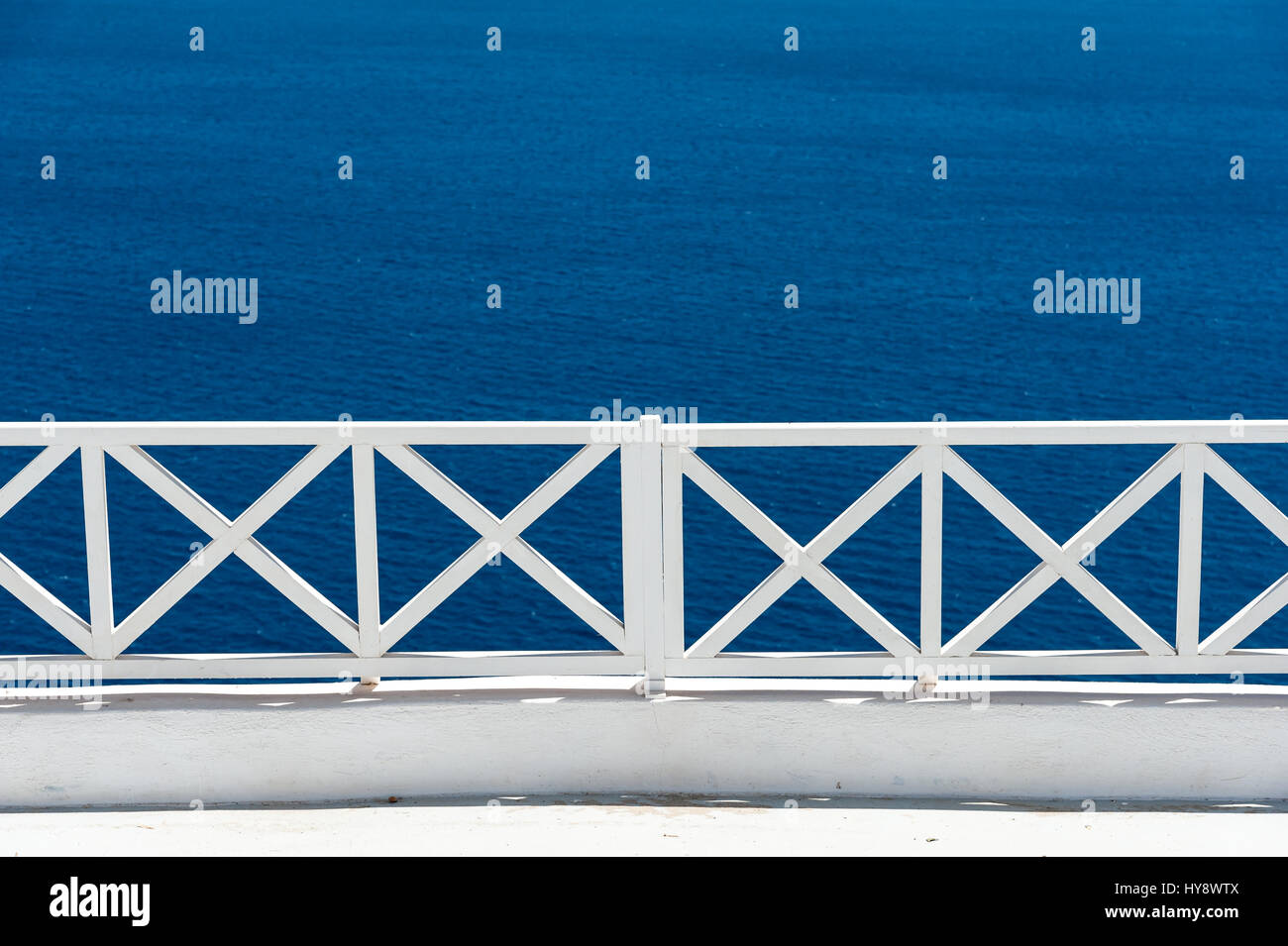 White railing hi-res stock photography and images - Alamy