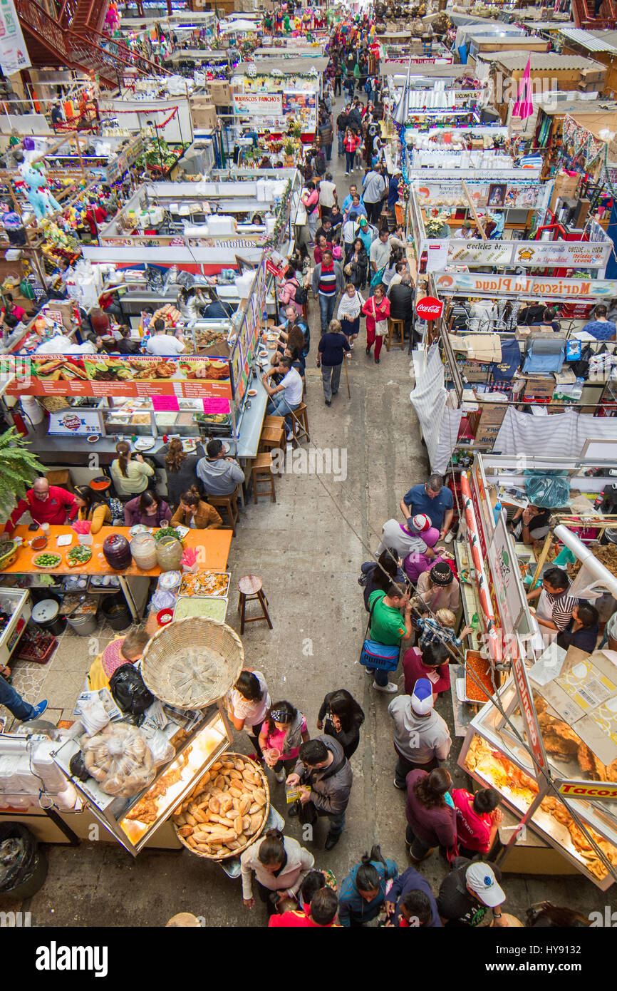 Hidalgo market in guanajuato mexico hi-res stock photography and images ...