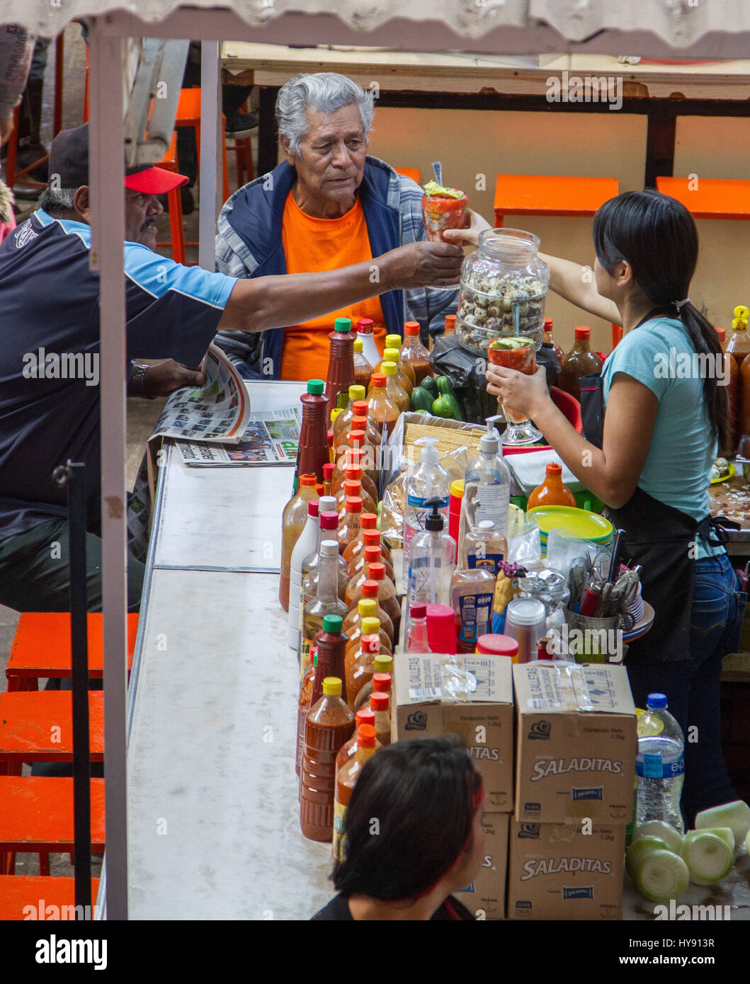 Hidalgo market in guanajuato mexico hi-res stock photography and images ...