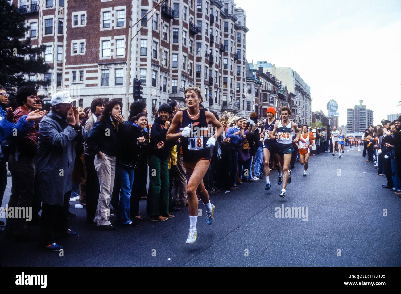 Allison Roe (NZL) winner of the 1981 Boston Marathon Stock Photo - Alamy