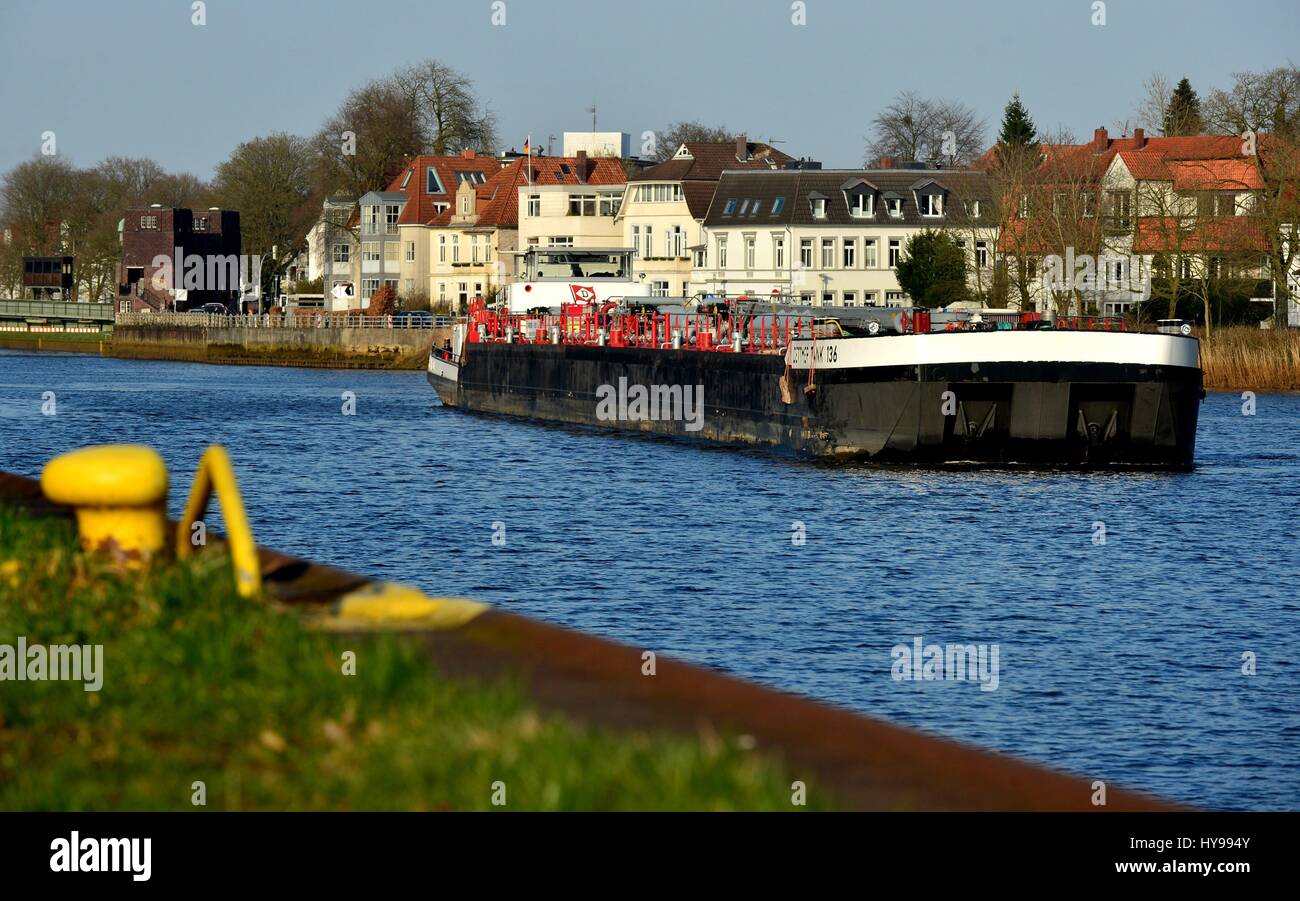 The tank ship "Dettmer Tank 136" passes the so called coastal ship ...