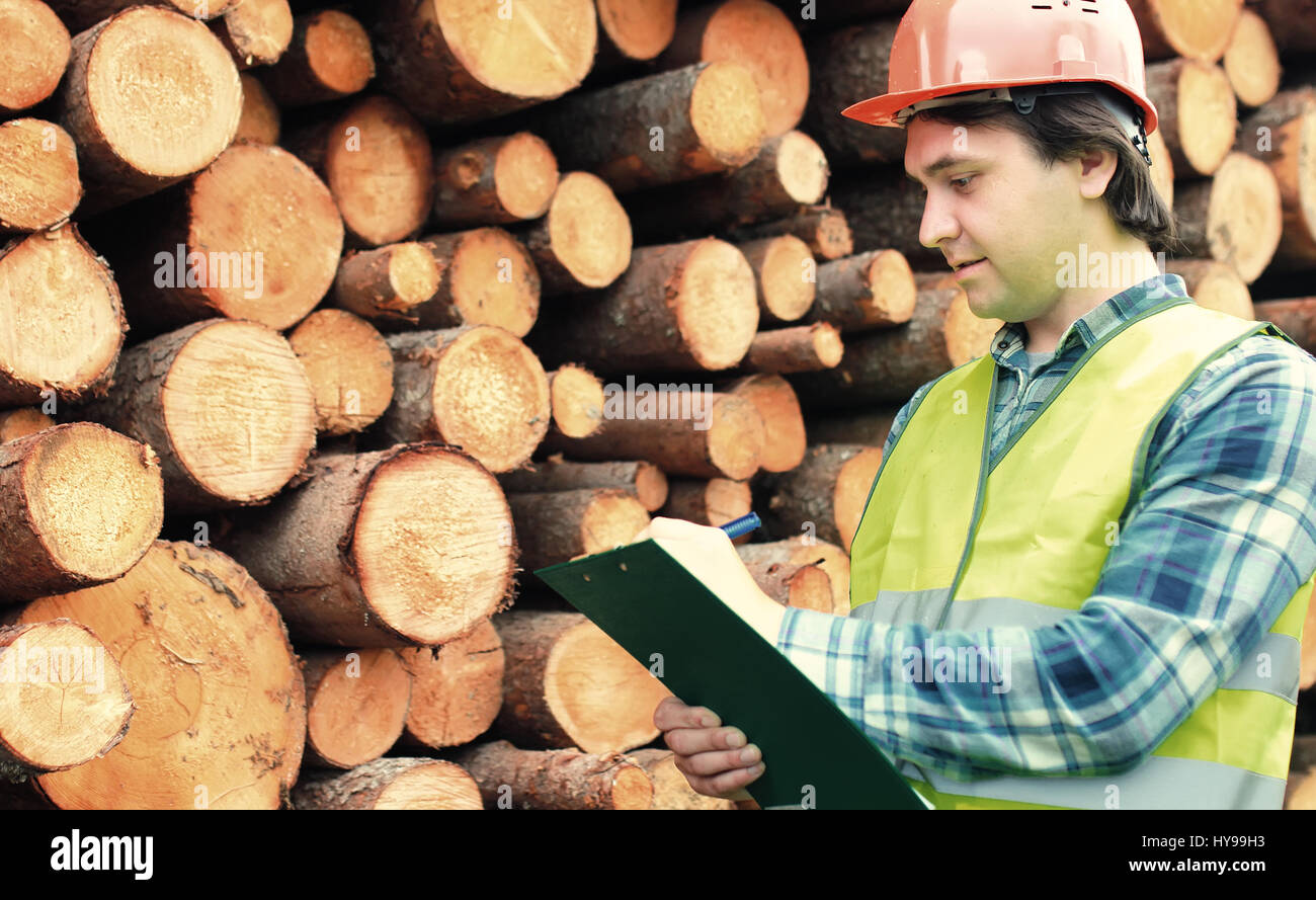 Canada logger lumber hi-res stock photography and images - Alamy