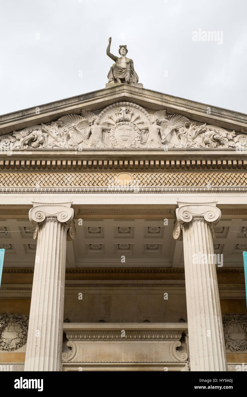 The Pedimented façade of the Ashmolean Museum, Oxford, England, United ...