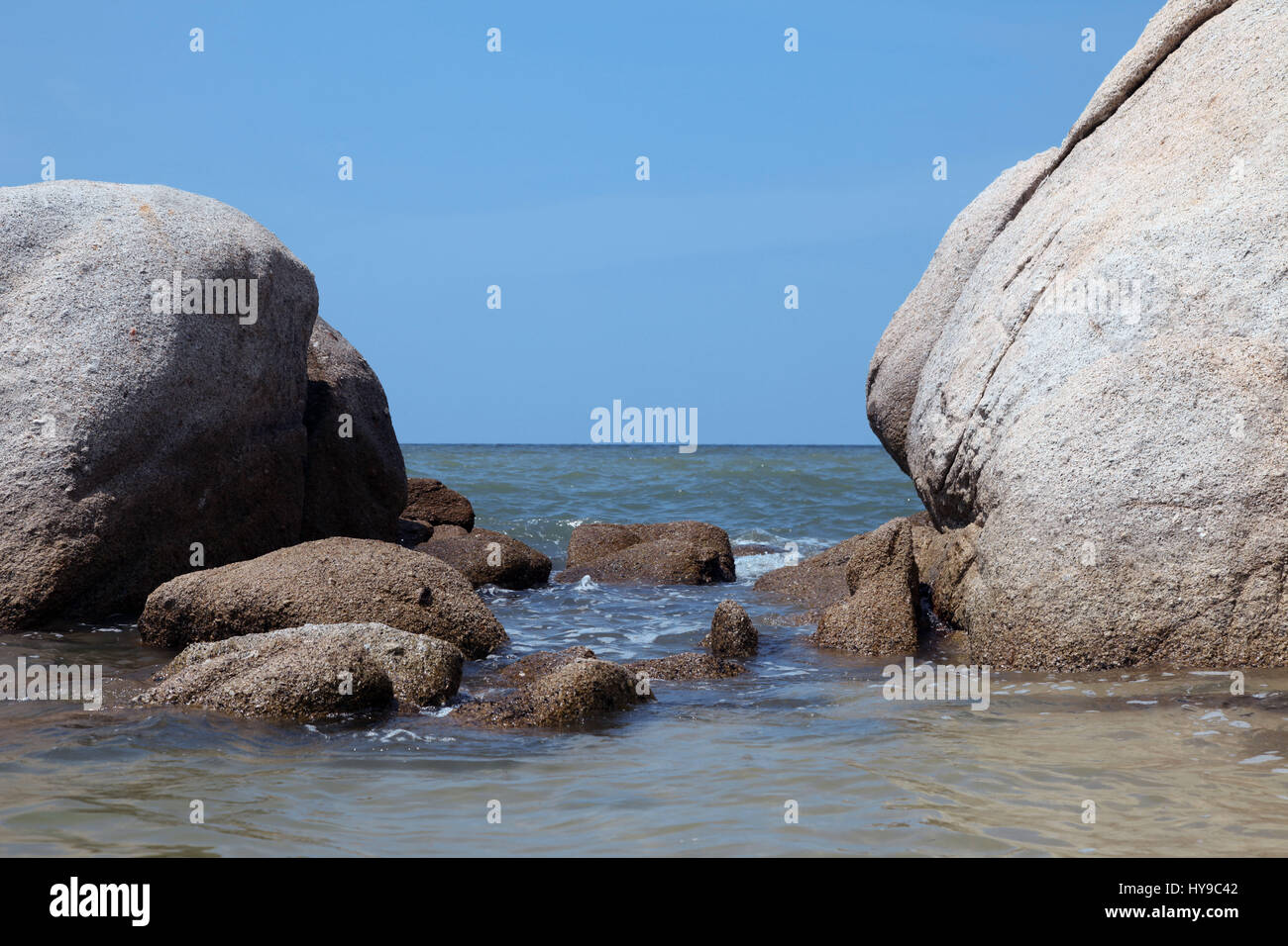 Mast rocks hi-res stock photography and images - Alamy
