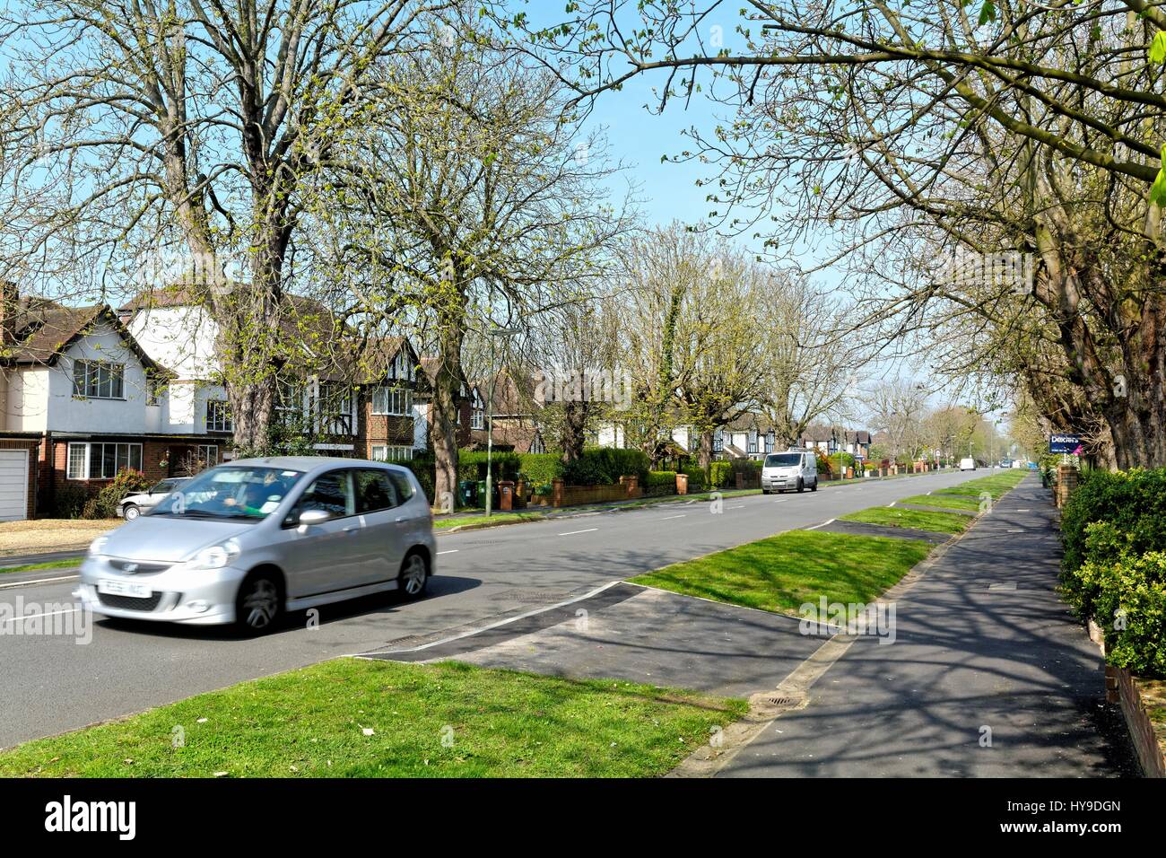 Sunbury on thames hi-res stock photography and images - Alamy