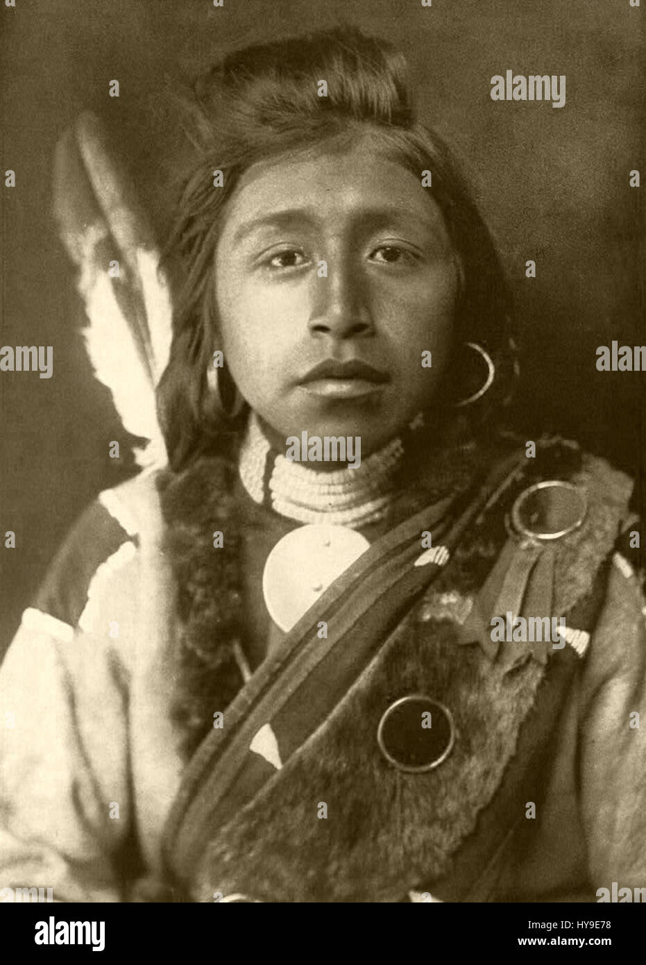 The Edward S. Curtis Collection captures portraits of Native American ...