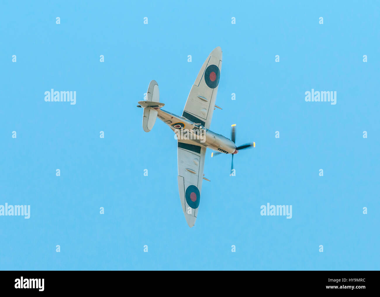 Vintage Spitfire warbird Stock Photo - Alamy
