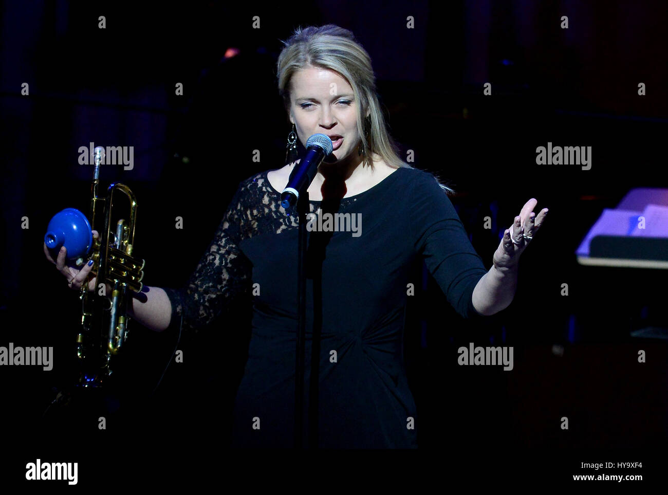 Bria skonberg hi-res stock photography and images - Alamy