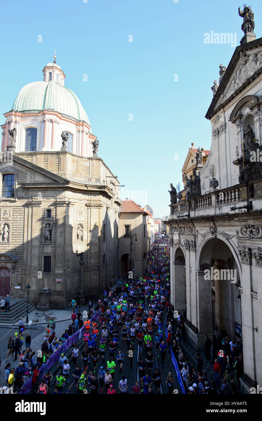 World record half marathon hi-res stock photography and images - Alamy