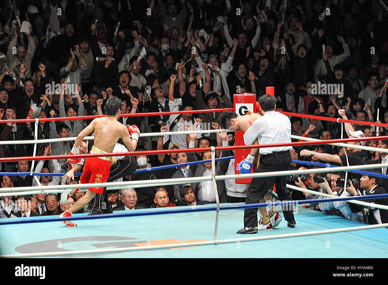 Tokyo, Japan. 5th Mar, 2011. (L-R) Shinsuke Yamanaka, Ryosuke Iwasa ...