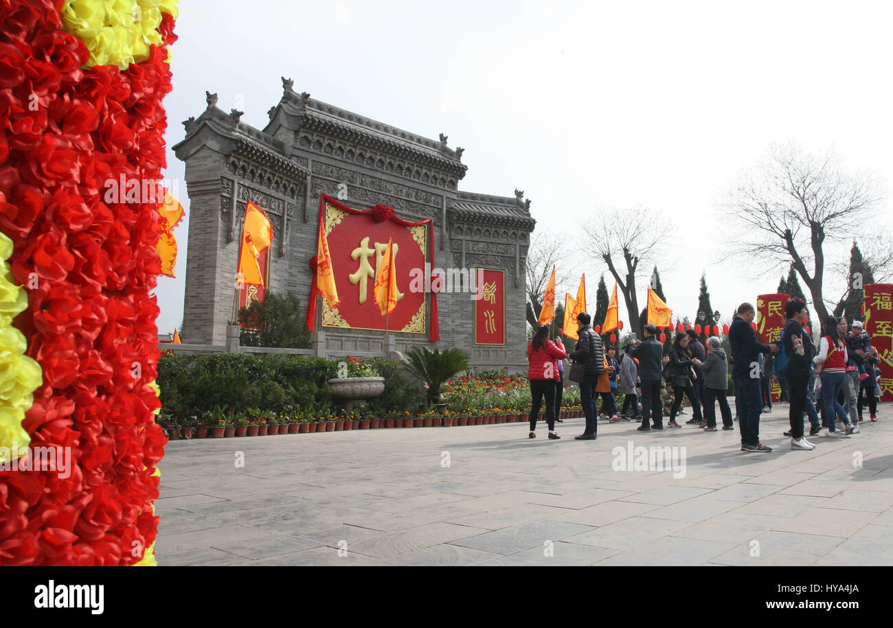 Hongtong, China's Shanxi Province. 3rd Apr, 2017. Tourists visit the ...