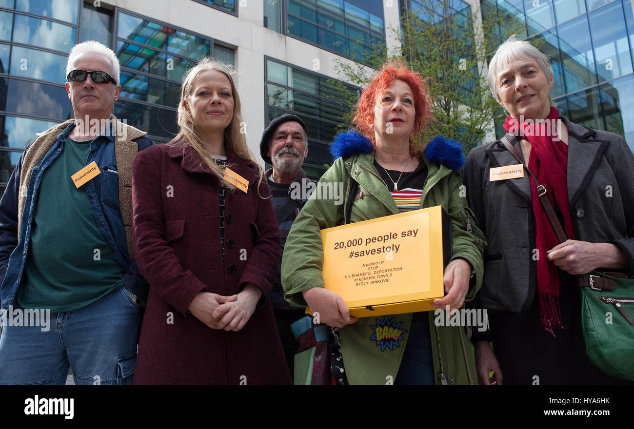 Sue berry hi-res stock photography and images - Alamy