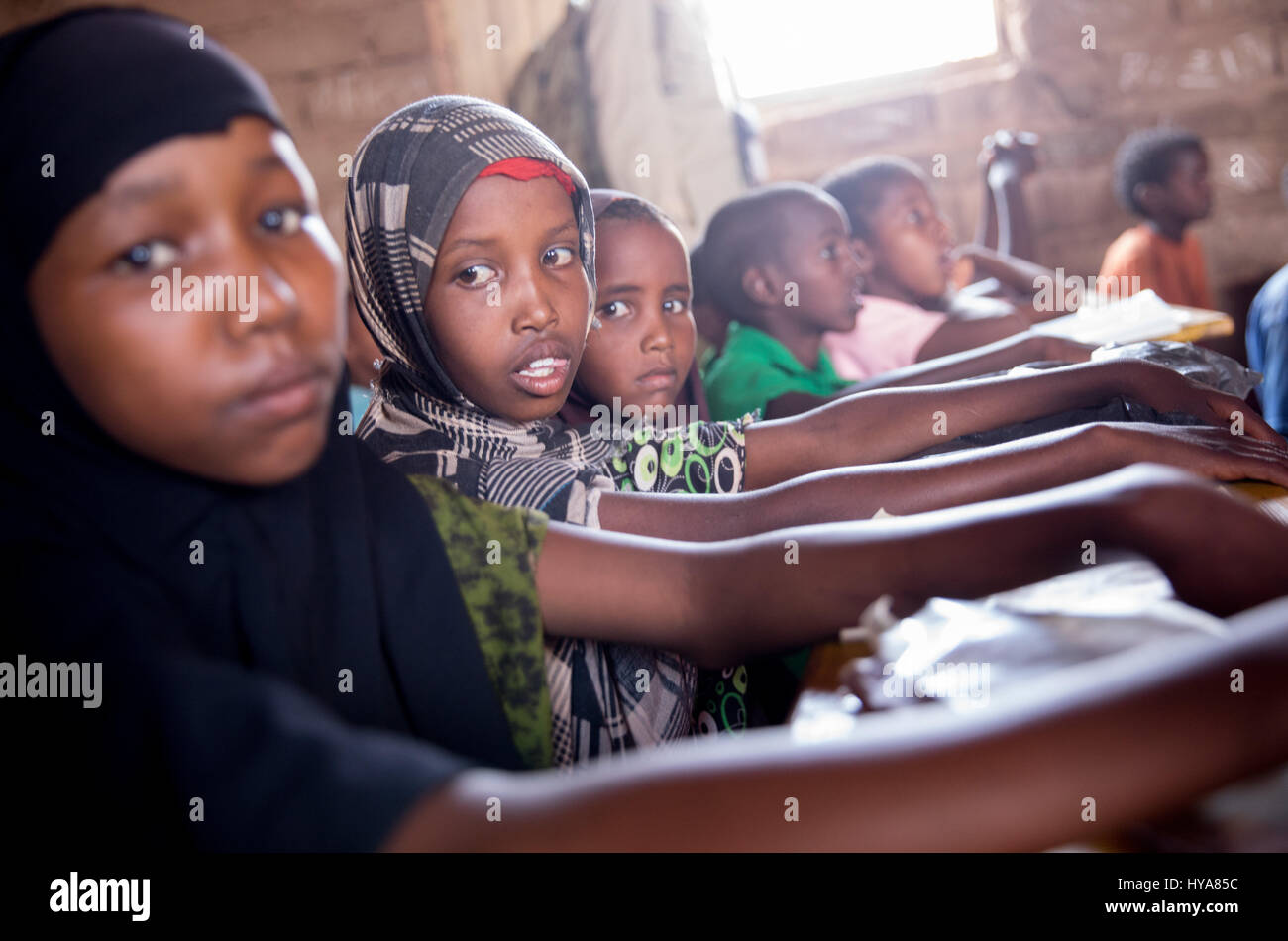 Somali refugee water hi-res stock photography and images - Alamy