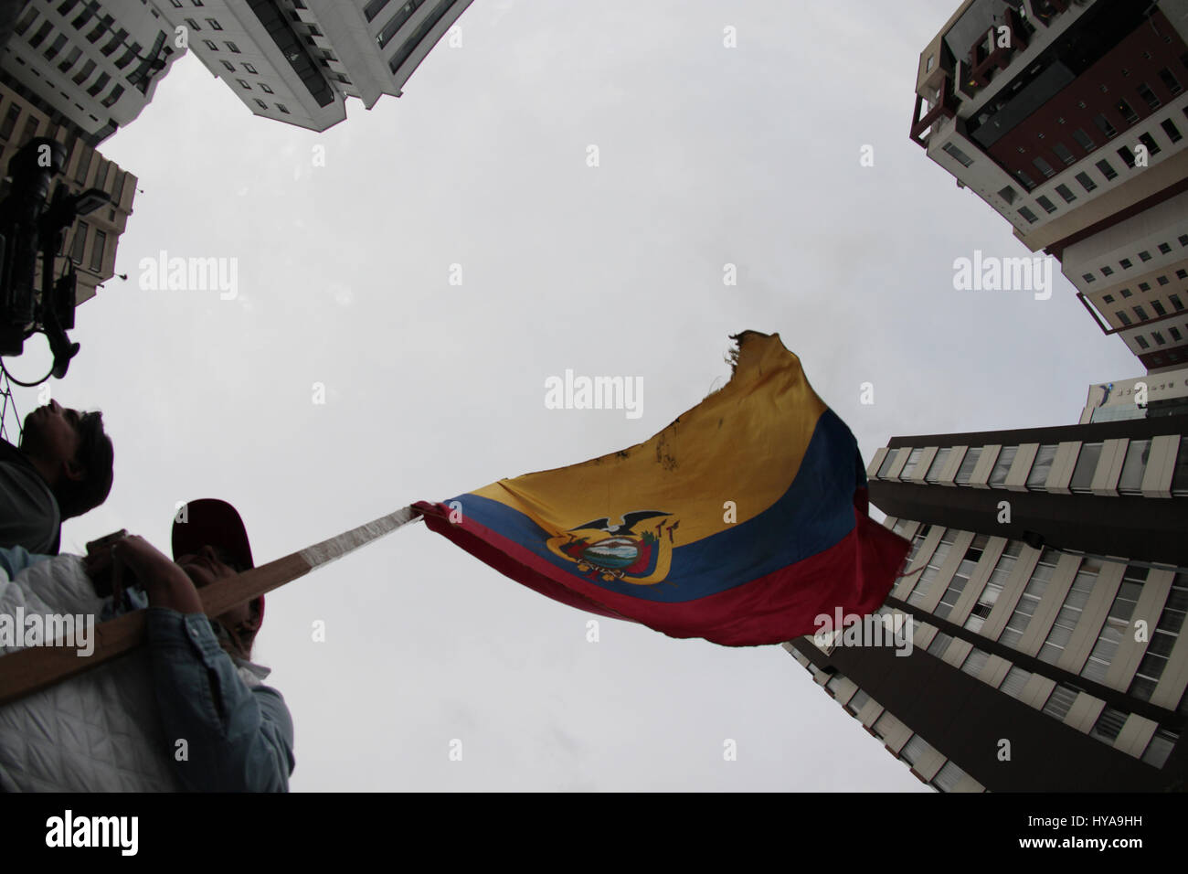 Quito, Pichincha, Ecuador. 2nd Apr, 2017. Supporters of the CREO-SUMA ...
