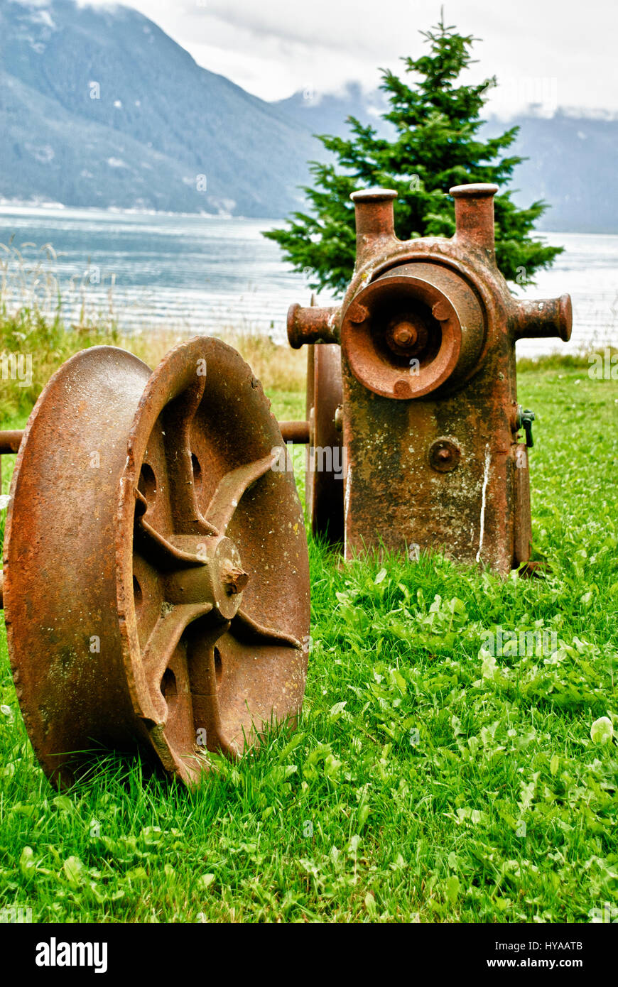 Ratchet mechanism connected hi-res stock photography and images - Alamy