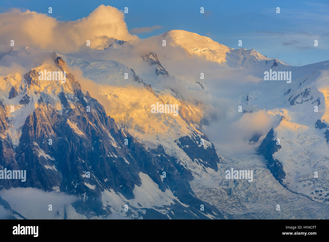Mont blanc highest mountain historic hi-res stock photography and ...