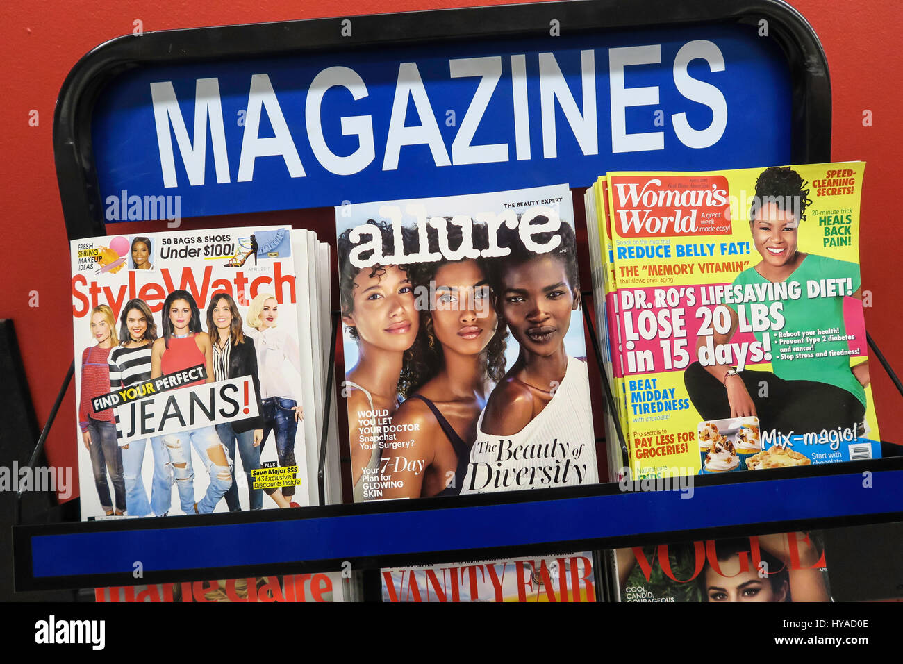 Magazine Stand Featuring Magazine Cover (Covers Stock Photo - Alamy