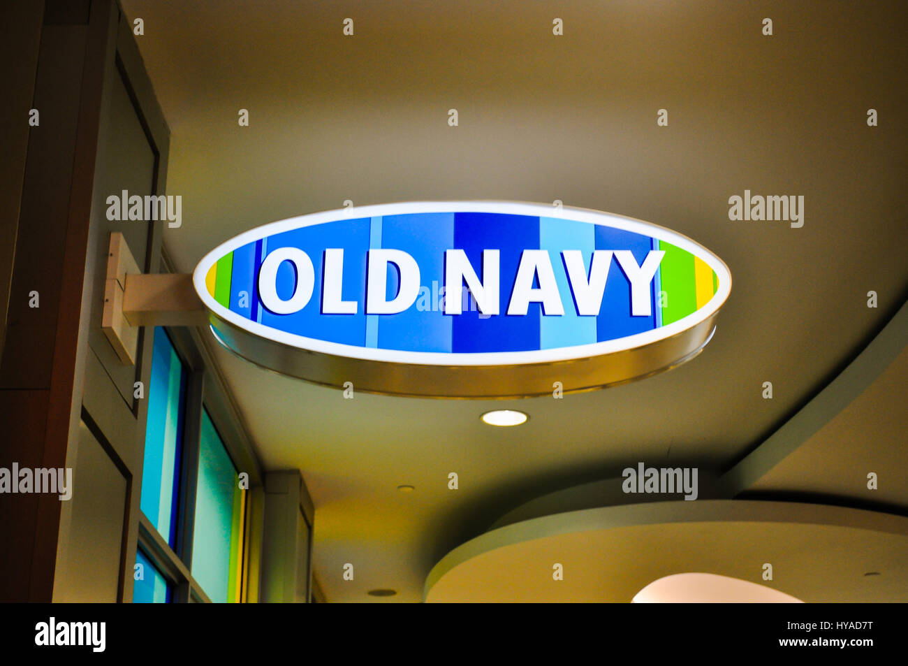 Old Navy Store Logo High Resolution Stock Photography and Images - Alamy