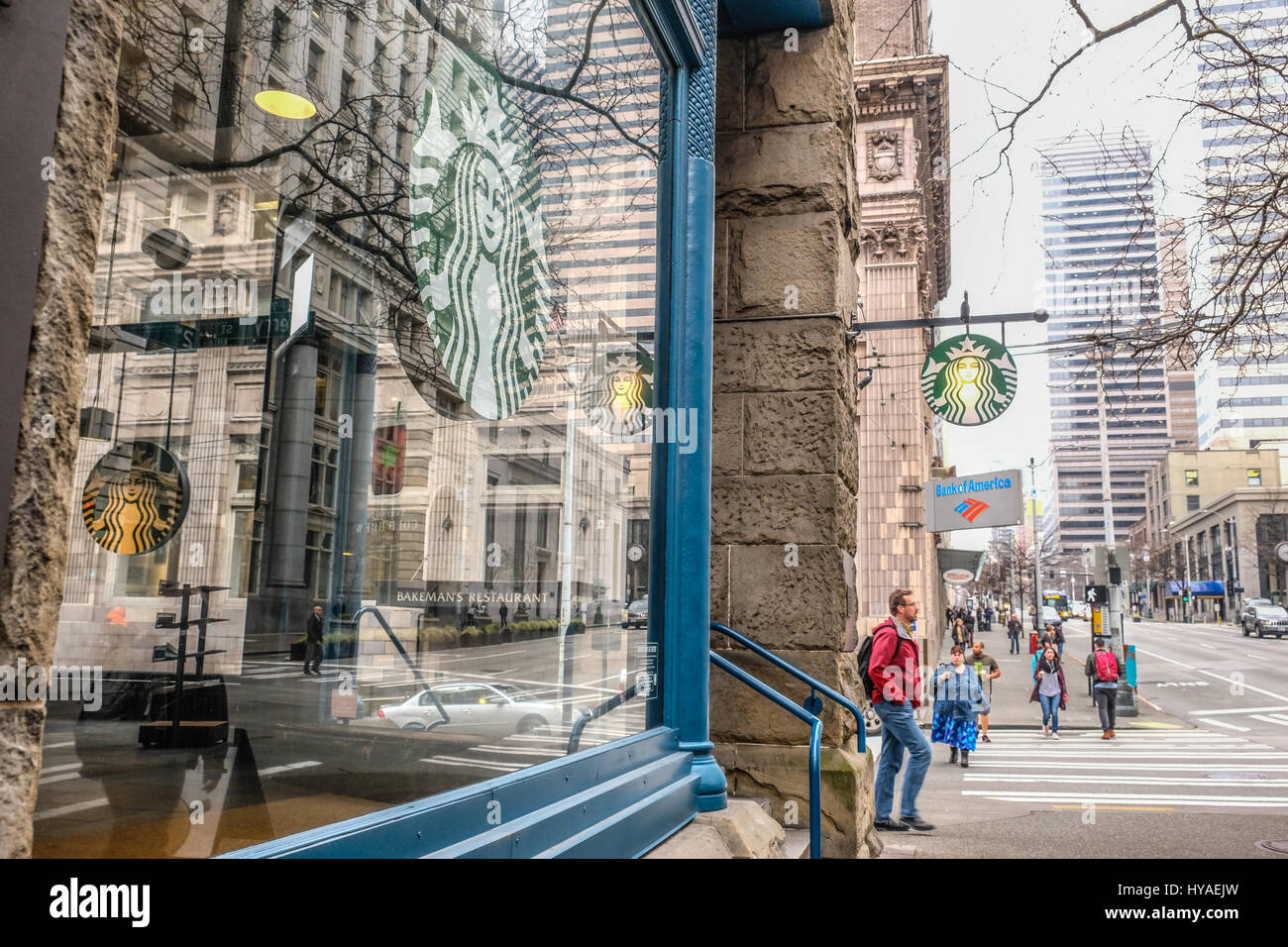 Starbucks coffee signs hi-res stock photography and images - Alamy