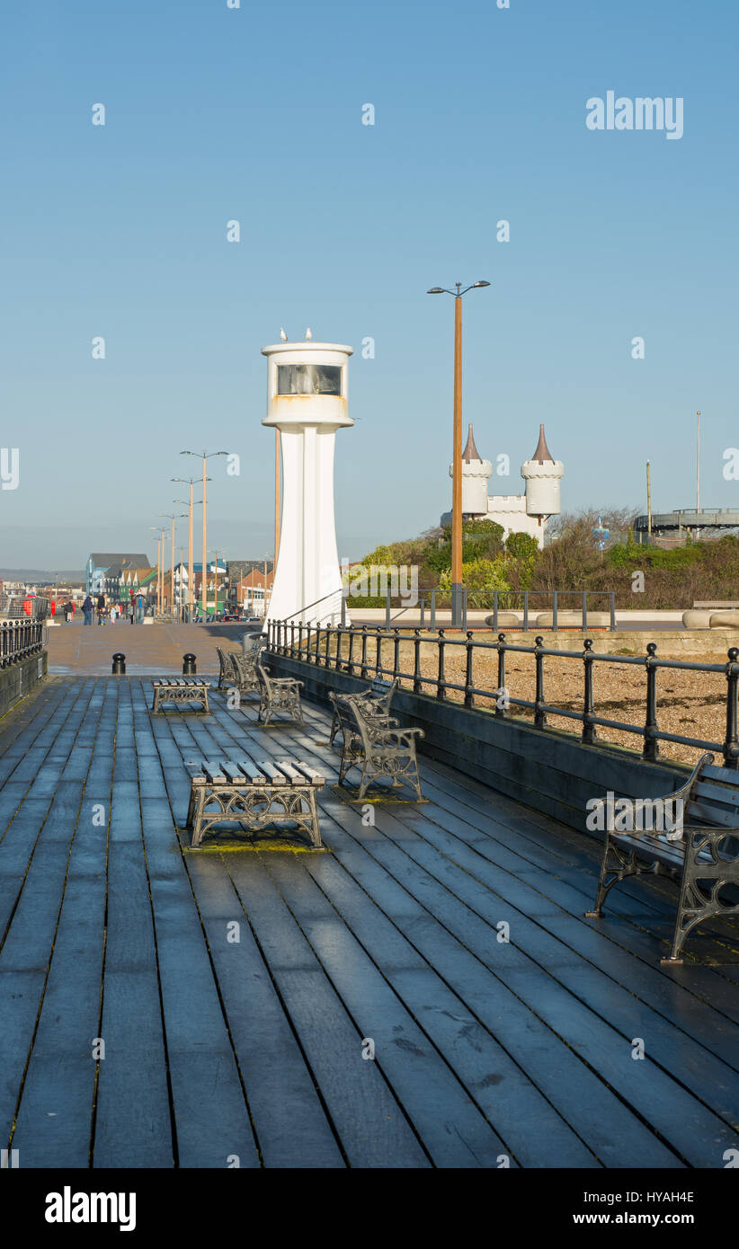Littlehampton pier hi-res stock photography and images - Alamy