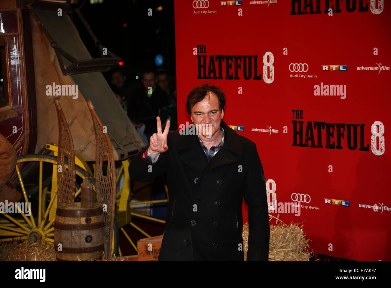 Jennifer jason leigh the hateful eight hi-res stock photography and ...