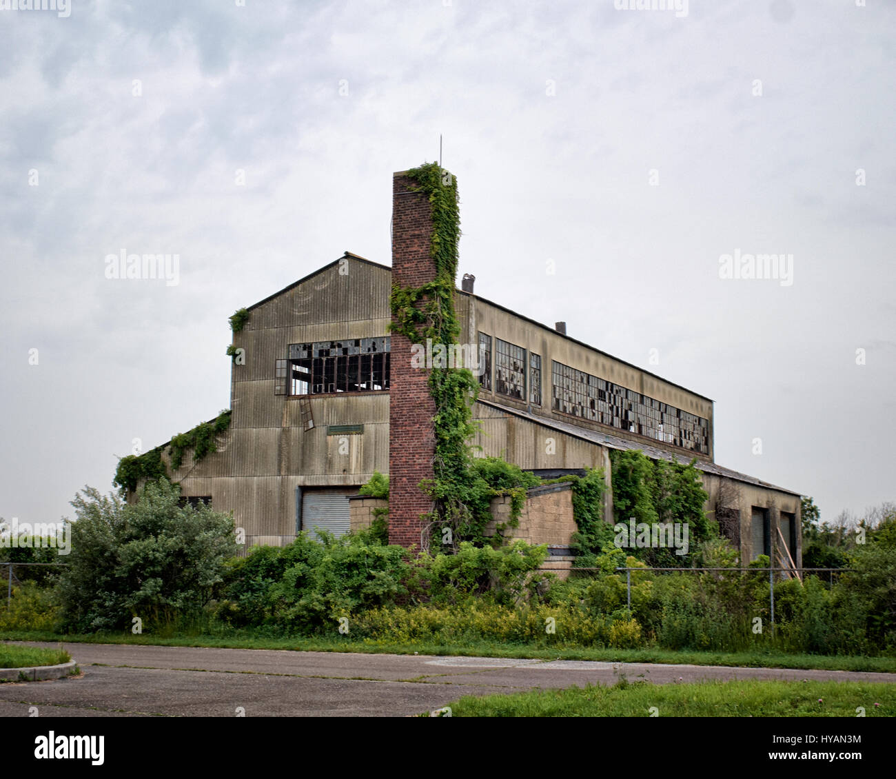 NEW YORK, USA: Fort Tilden infrastructure. NEW YORK’S last line of ...