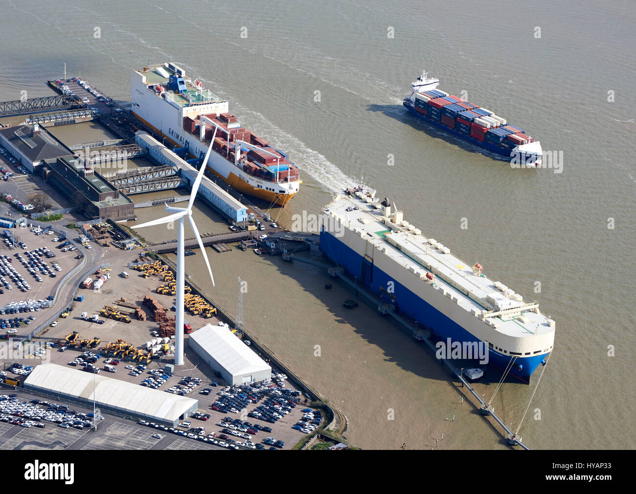 Tilbury shipping port hi-res stock photography and images - Alamy