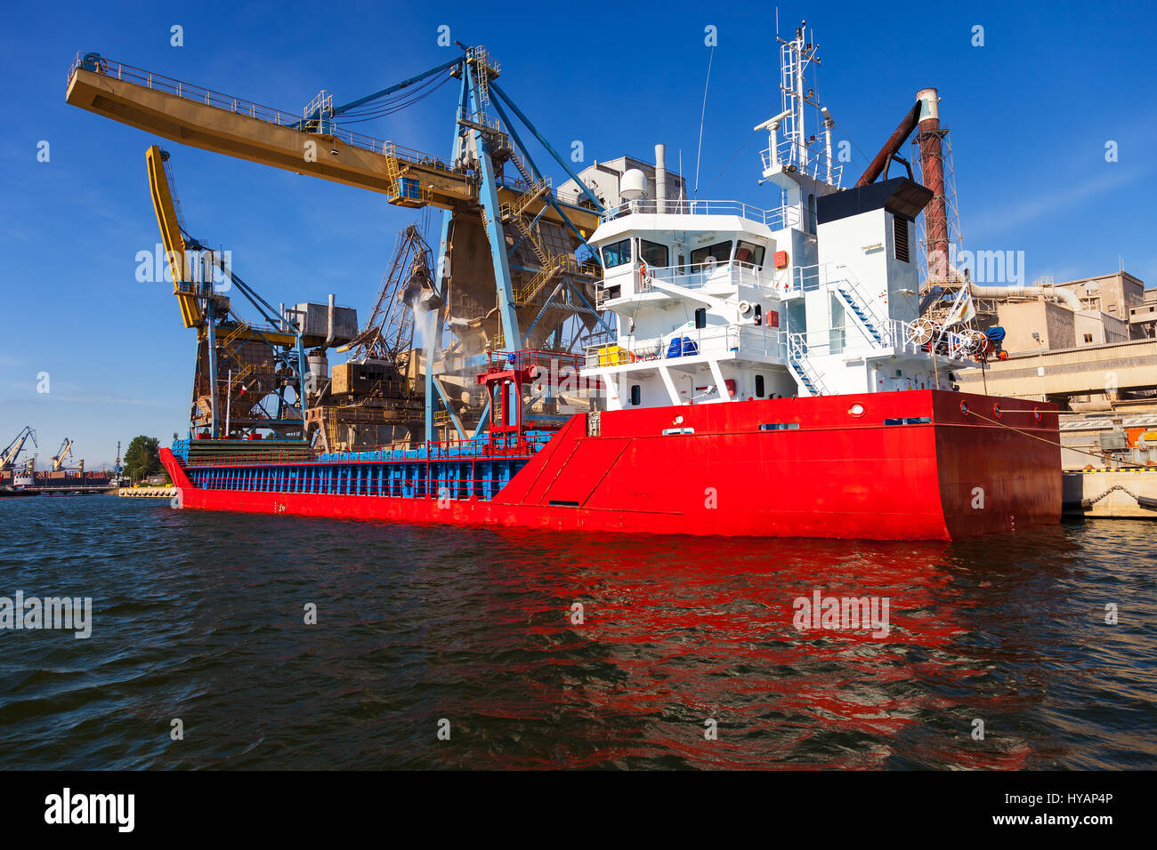 Load transport hi-res stock photography and images - Alamy