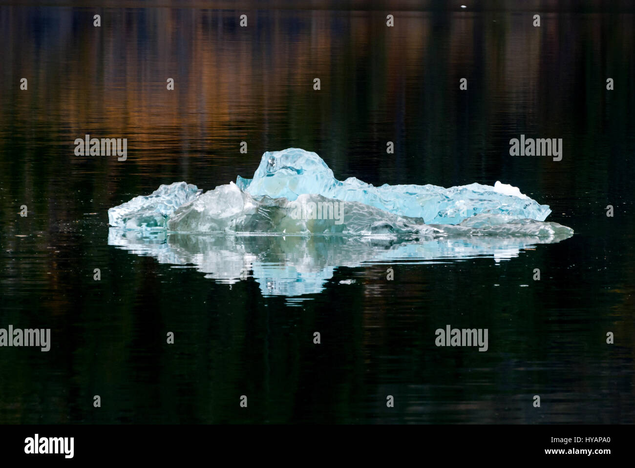 Small iceberg hi-res stock photography and images - Alamy