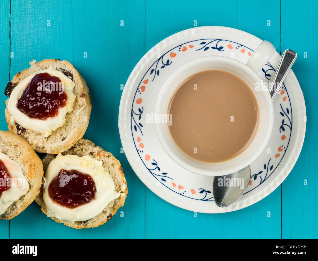 Cream tea hi-res stock photography and images - Alamy