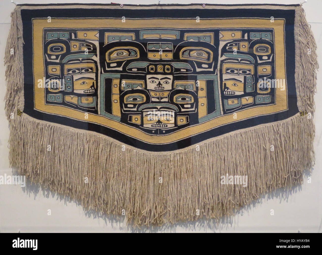 Chilkat weaving hi-res stock photography and images - Alamy