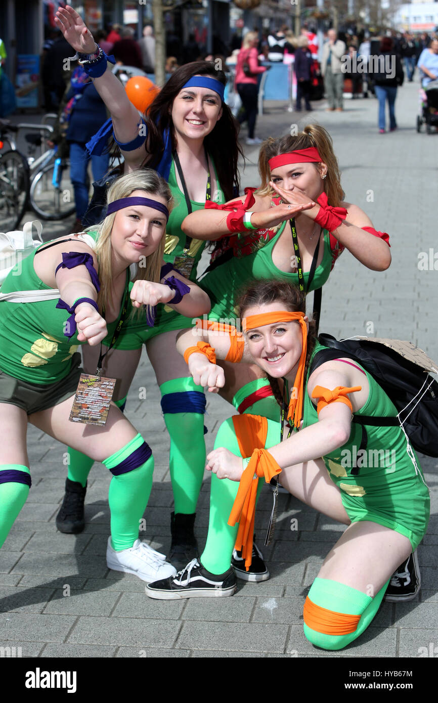 Chichester University's charity pub crawl the 'RAG Race' pictured ...
