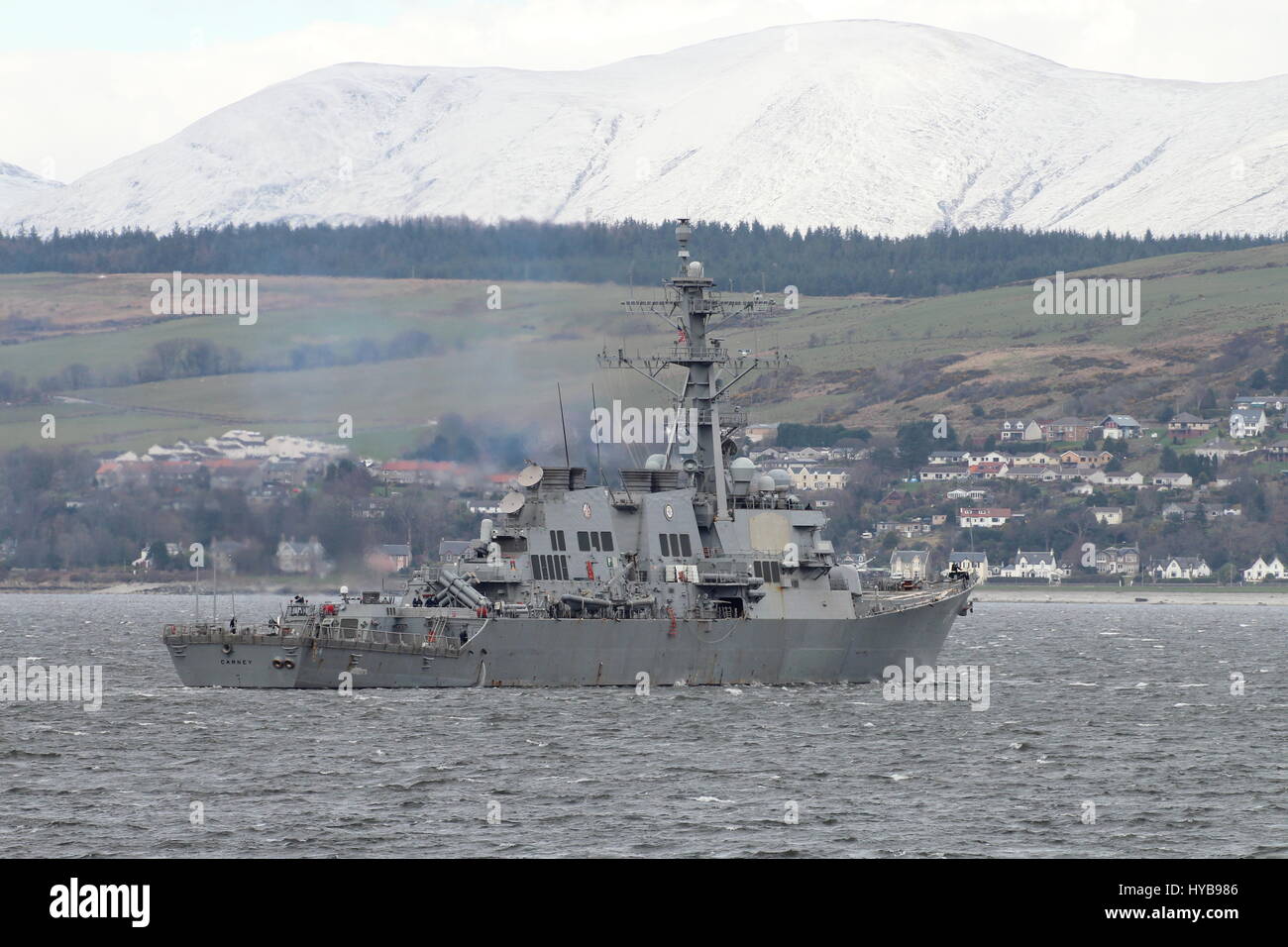 USS Carney (DDG-64), an Arleigh Burke-class destroyer operated by the ...