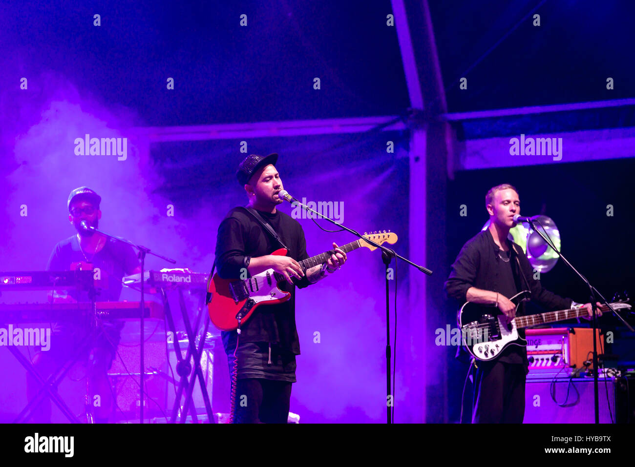 Unknown music festival hi-res stock photography and images - Alamy