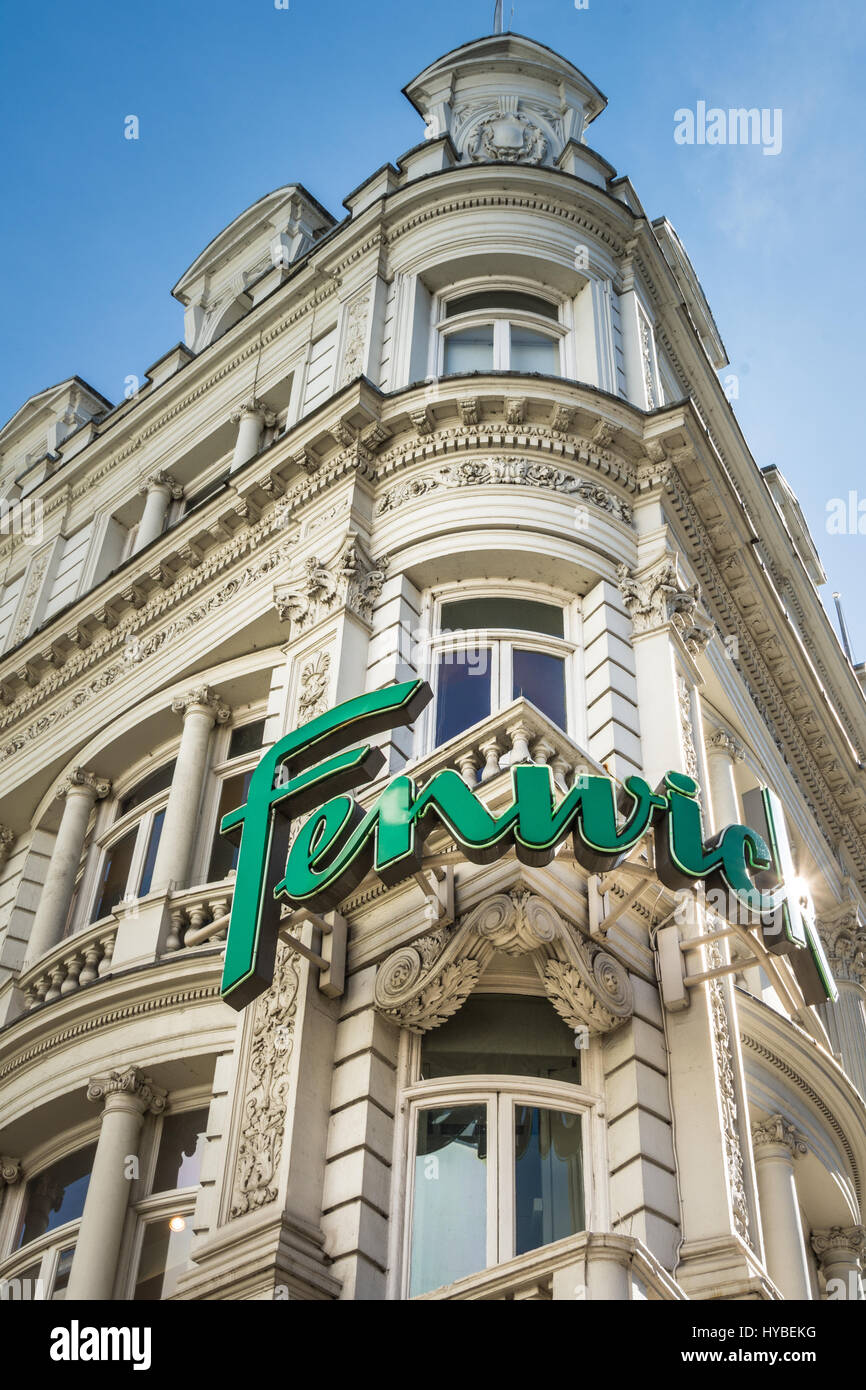 Fenwicks Bond Street High Resolution Stock Photography and Images - Alamy
