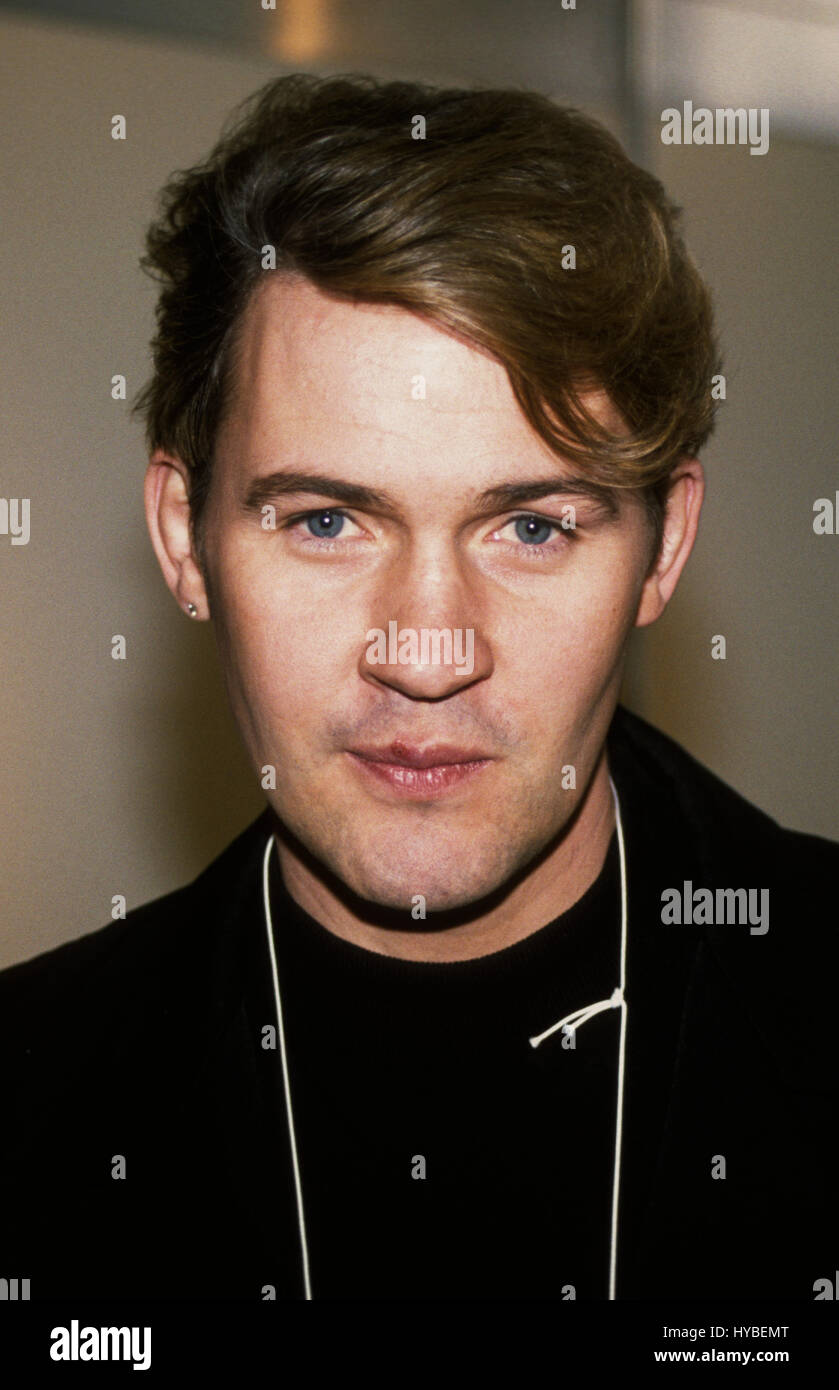 JOHNNY LOGAN Irish singer at European song contest in Brussels 1987 ...