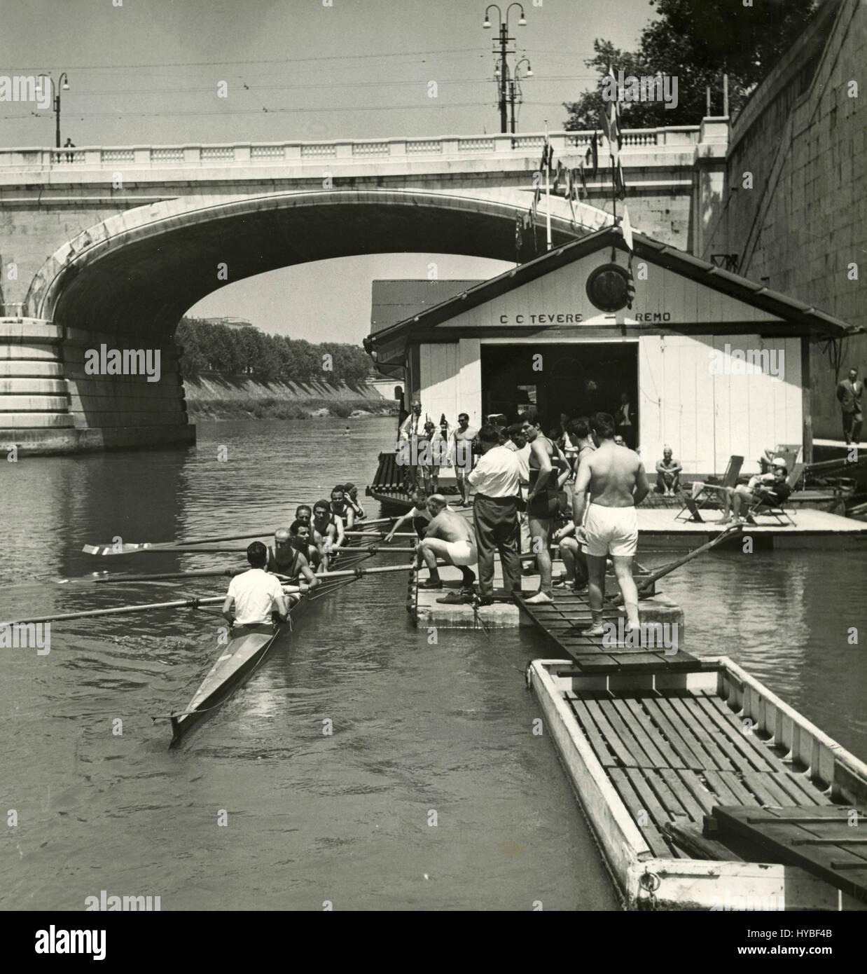1960s rowing hi-res stock photography and images - Alamy