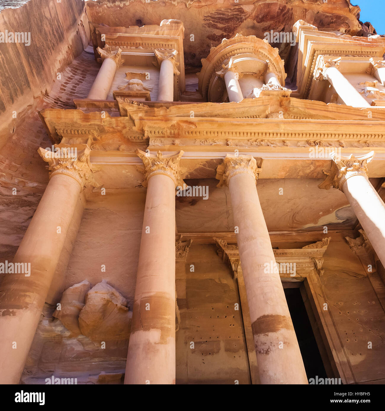 Petra temple uzza hi-res stock photography and images - Alamy