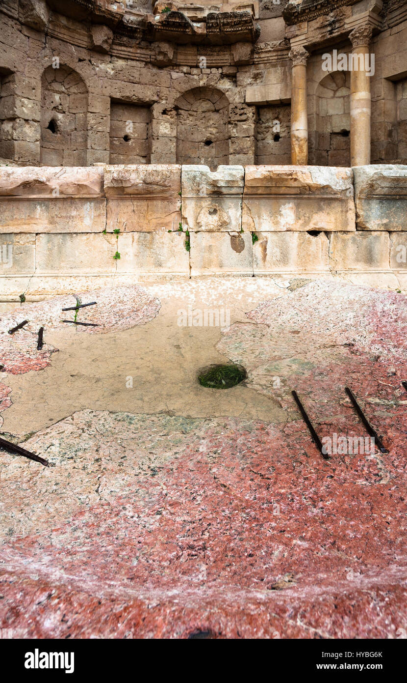 Jerash nymphaeum hi-res stock photography and images - Alamy
