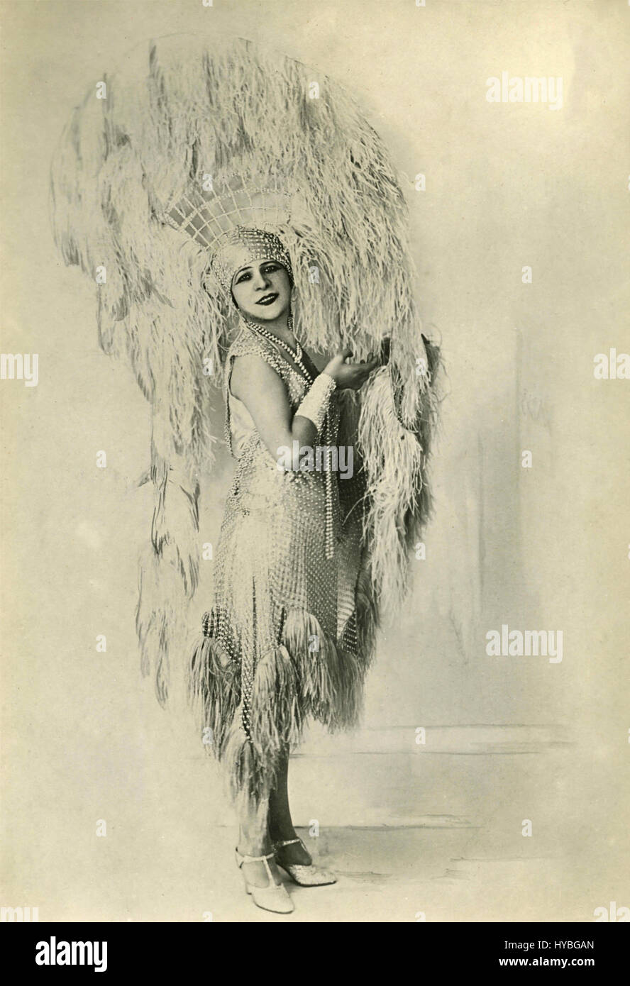 Eccentrica, Italian burlesque dancer Stock Photo - Alamy