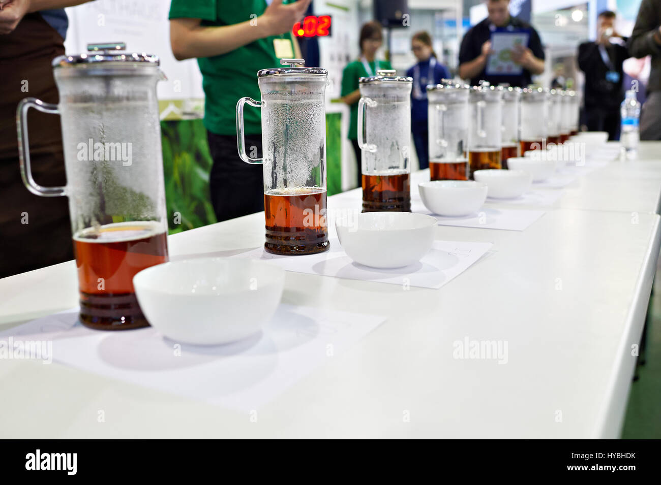 Tea experts hi-res stock photography and images - Alamy
