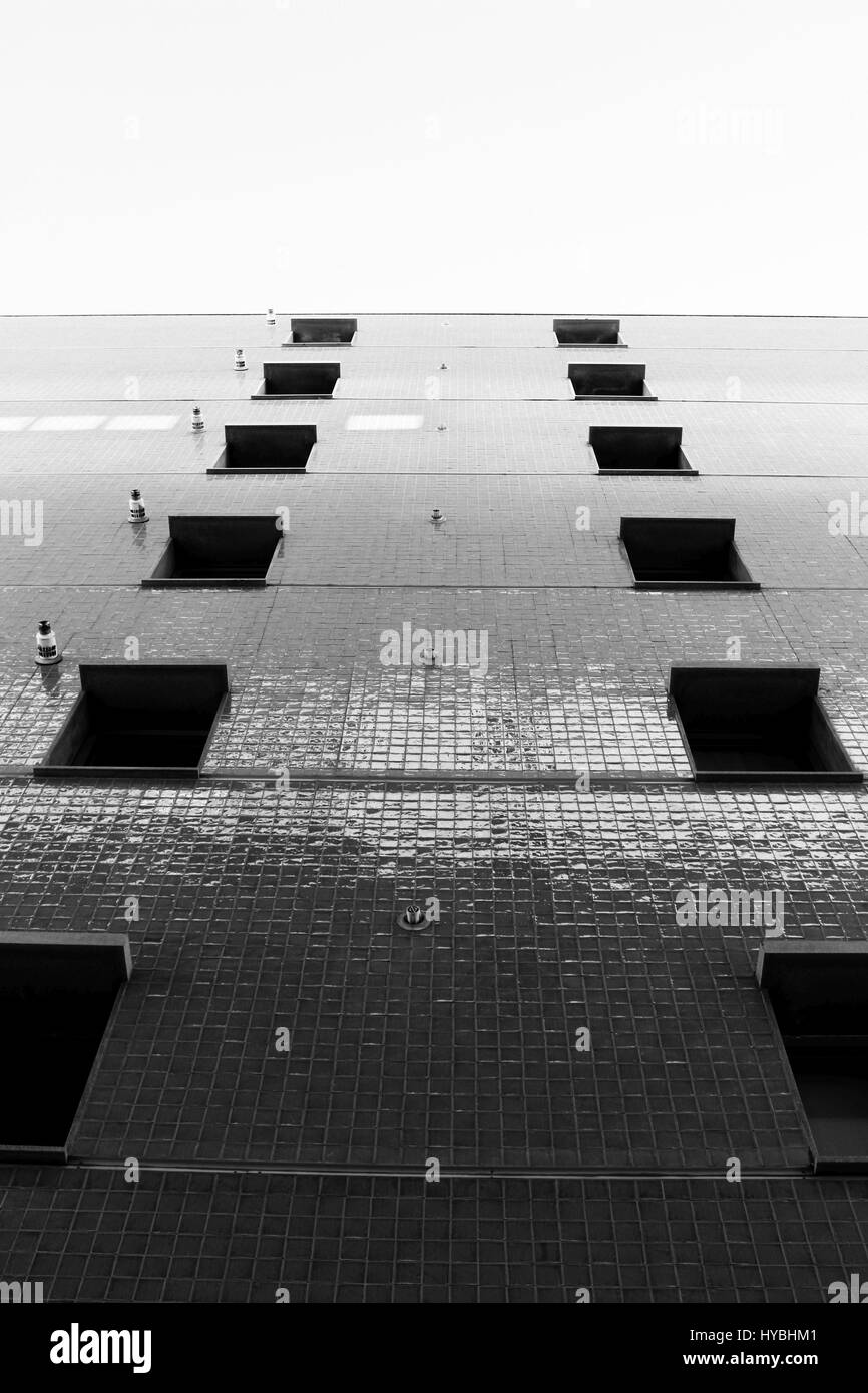 Building growing Black and White Stock Photos & Images - Alamy